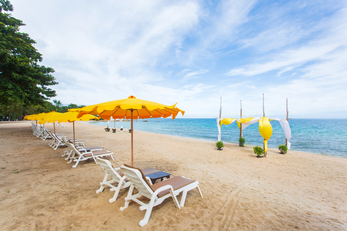 The Fair House Beach Resort & Hotel in Koh Samui - Book a hotel Chaweng ...